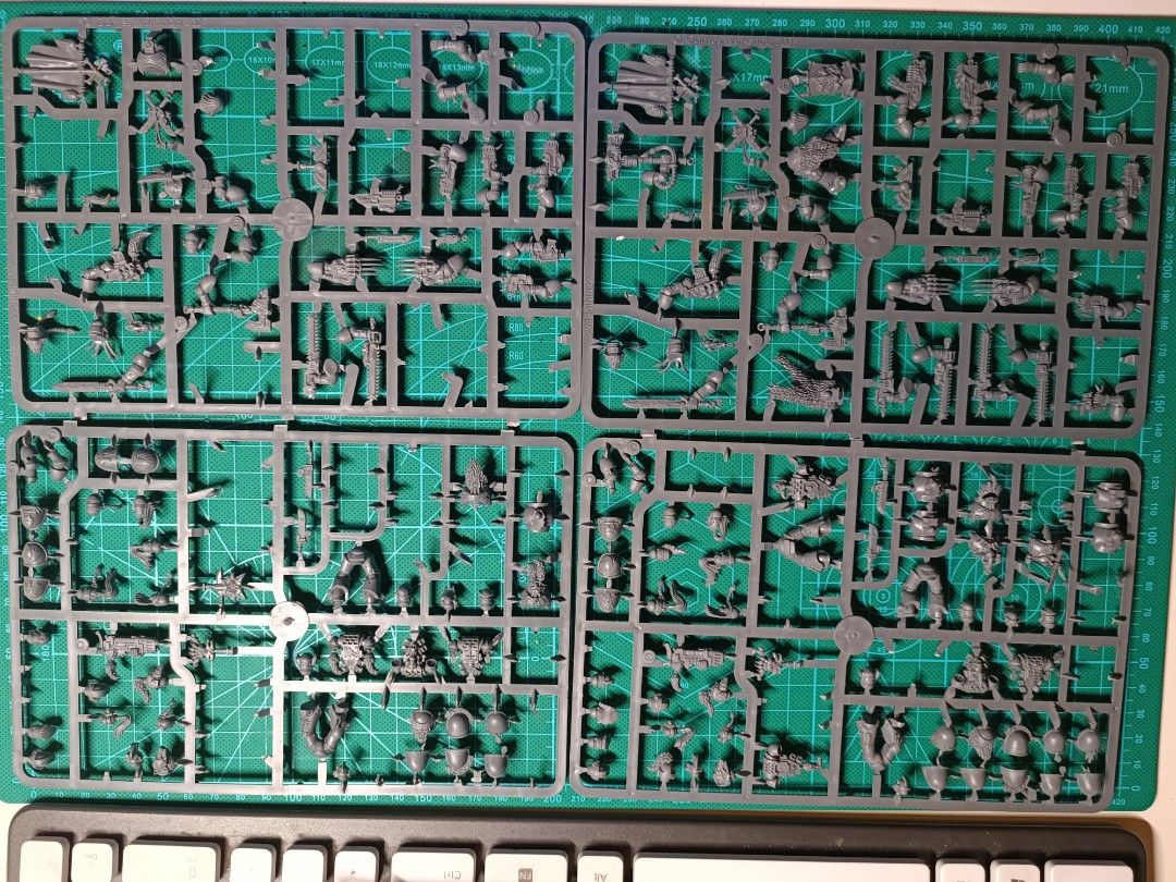 40k Space Wolves Grey Hunters / Blood Claws, Hobbies & Toys, Toys ...