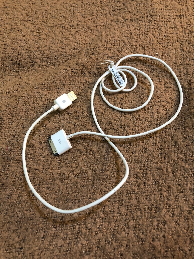 Apple Ipod classic wire transfer cable, Audio, Portable Audio ...