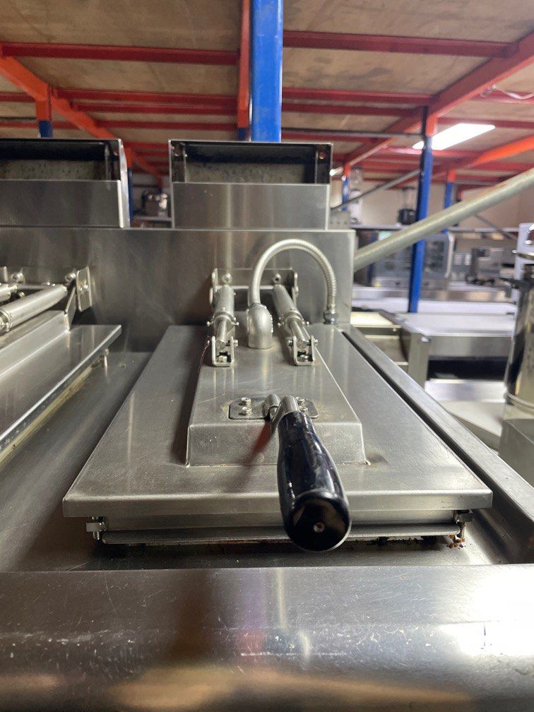 Automatic gas gyoza cooker, TV & Home Appliances, Kitchen Appliances ...