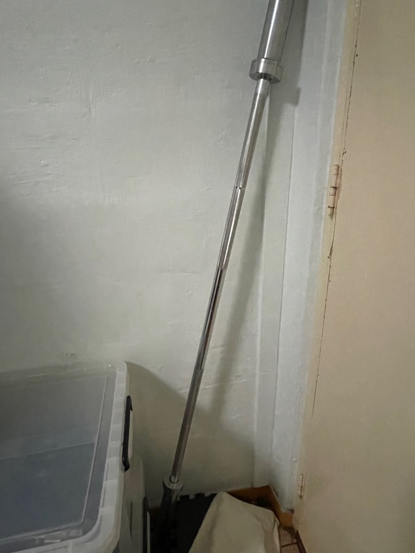 Barbell (1.8m with 60kg plate), Sports Equipment, Exercise & Fitness ...