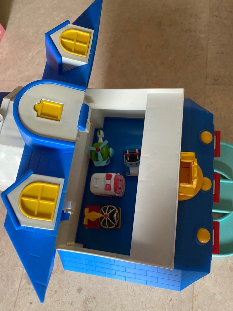 Authentic Brooms town robocar poli headquarters, cargo, recycling ...