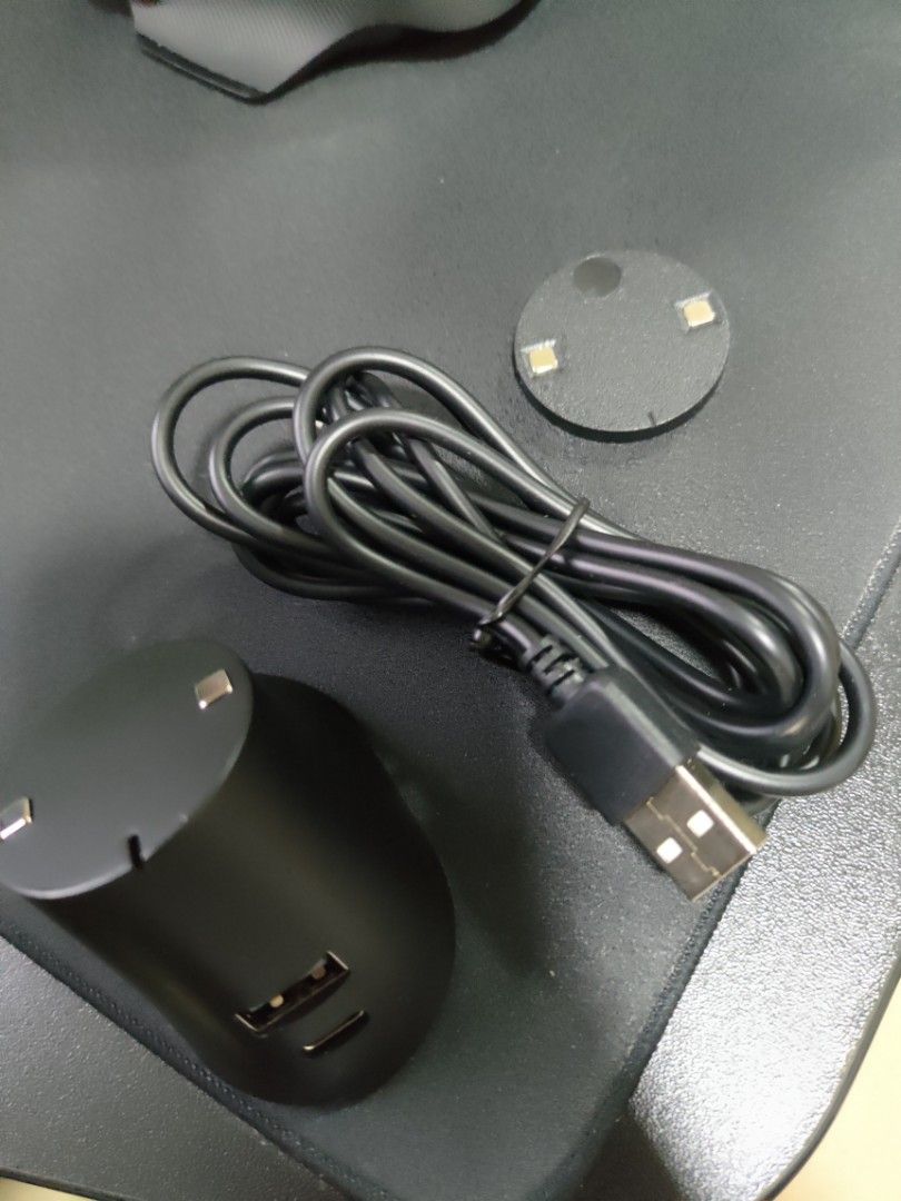 Charging dock for Logitech wireless G Pro X superlight, G502 X, etc ...