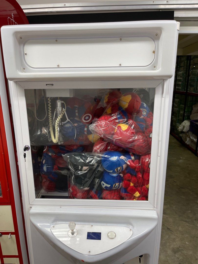 *CHEAP* Claw Machine - red X2 and white X1, Hobbies & Toys, Toys ...
