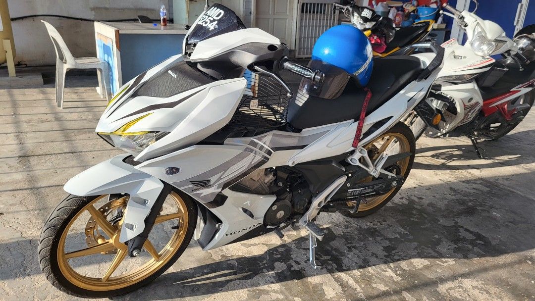 Coverset RSX / winner X putih, Motorbikes on Carousell
