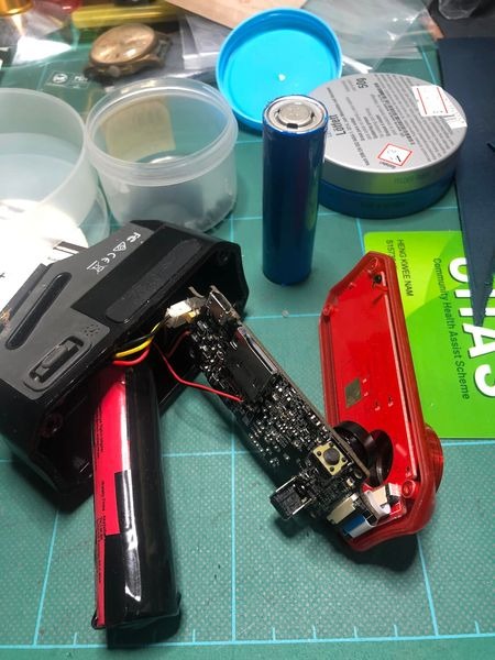 Cycliq Fly6 (Gen 2) Battery Replacement (welding type), Sports ...