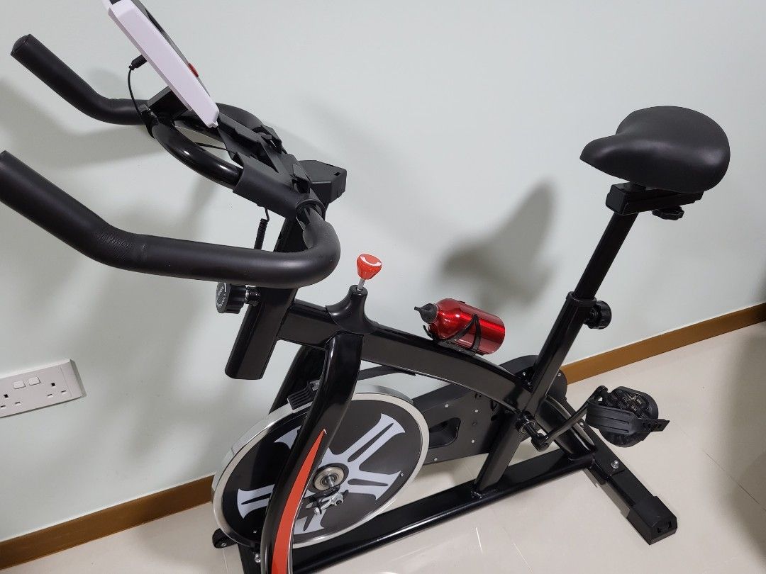 Exercise Spin Bike / Cardio Bike, Sports Equipment, Exercise & Fitness ...