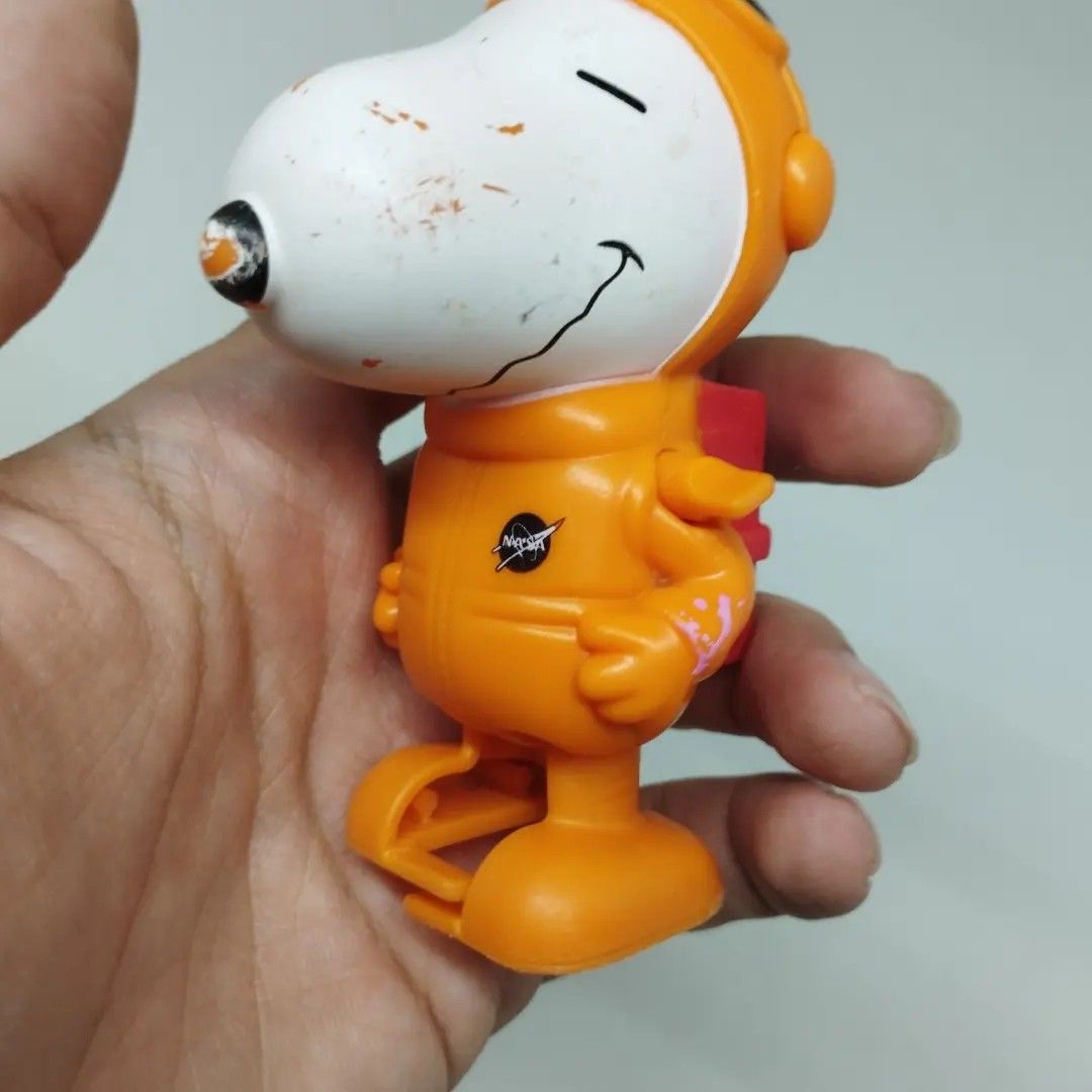 Figure Snoopy Orange G, Toys & Collectibles, Mainan di Carousell