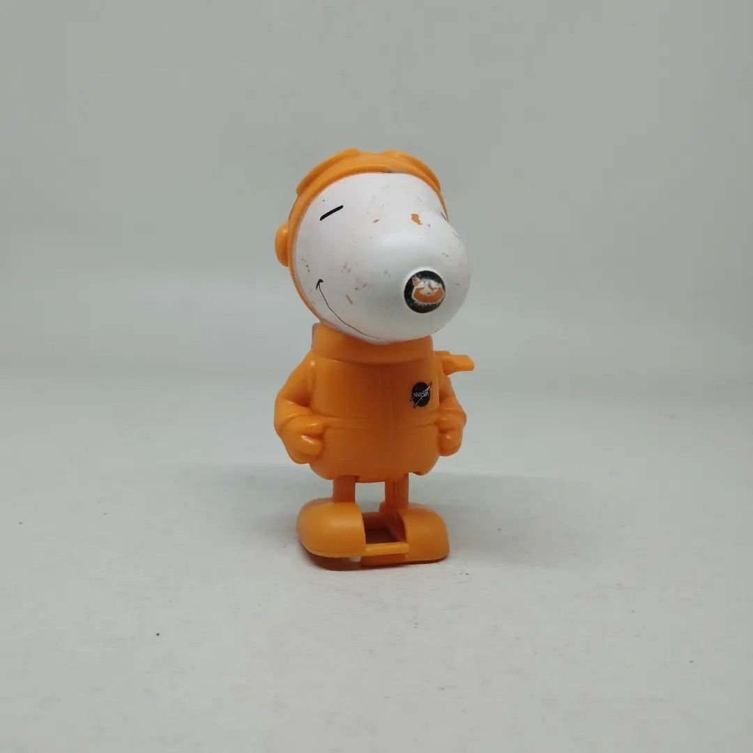 Figure Snoopy Orange G, Toys & Collectibles, Mainan di Carousell