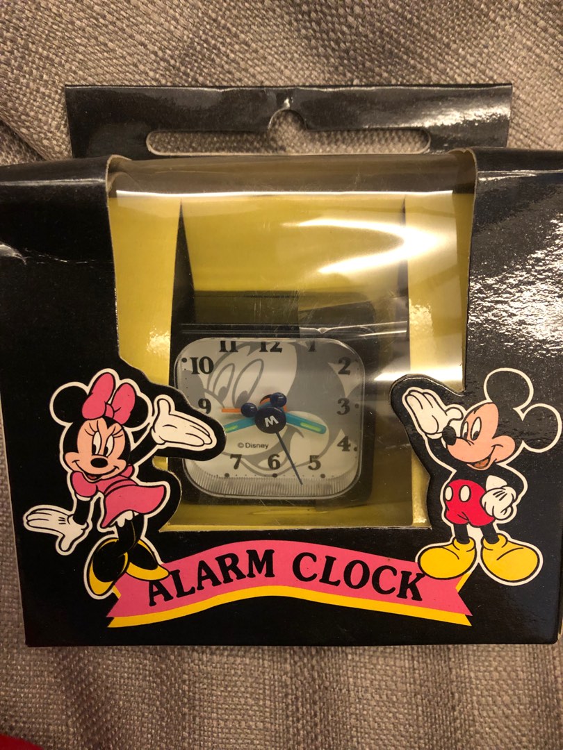 FREE TRACKED SHIPPING AND UNUSED! Official Disney Mickey Mouse Alarm ...