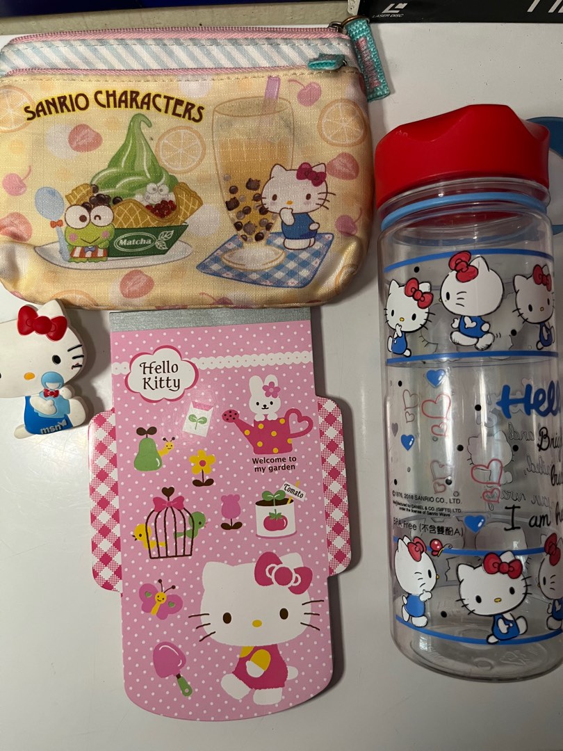 Hello Kitty Bundle set on Carousell