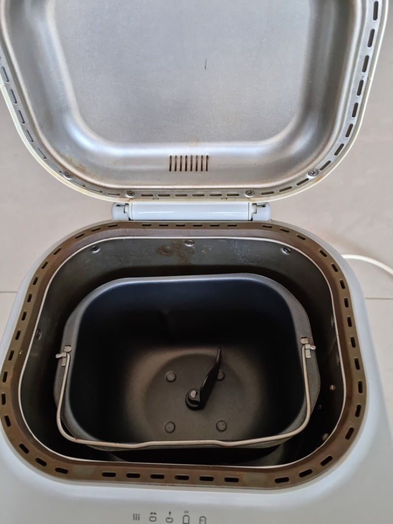 Kenwood Breadmaker BM260, TV & Home Appliances, Kitchen Appliances, Breadmakers on Carousell