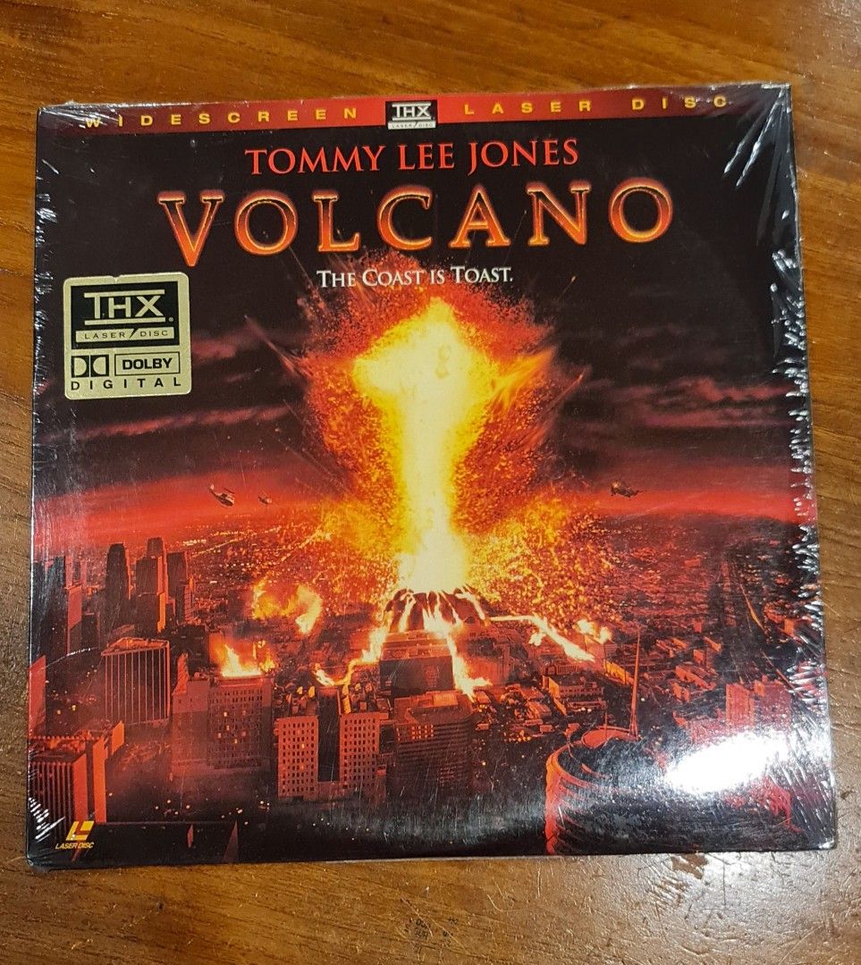 Laser disc Movie : Volcano, Musik & Media, CD, DVD & Lainnya di Carousell