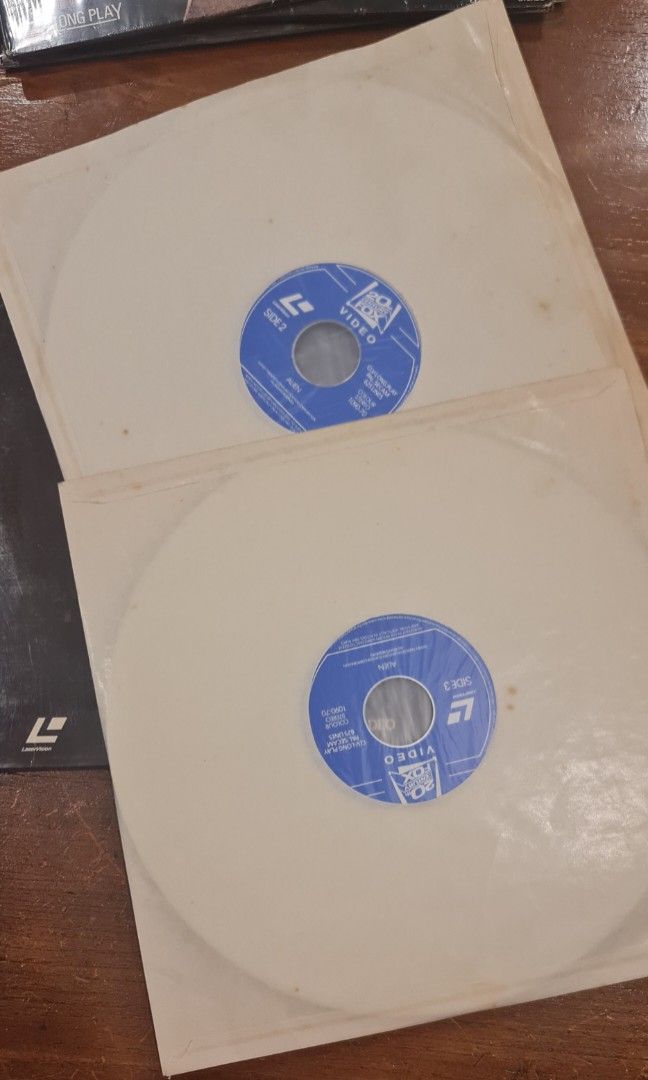 Laser disc Movie: Alien, Musik & Media, CD, DVD & Lainnya di Carousell