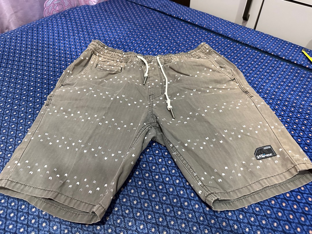 LEE PIPER on Carousell