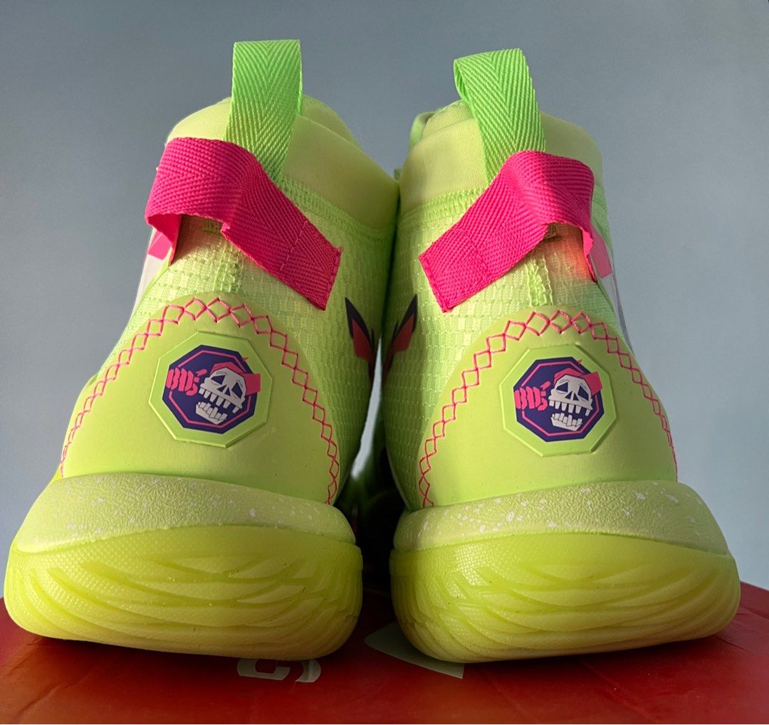 Lining Basketball shoe Badfive US9.5, Men's Fashion, Footwear, Sneakers ...