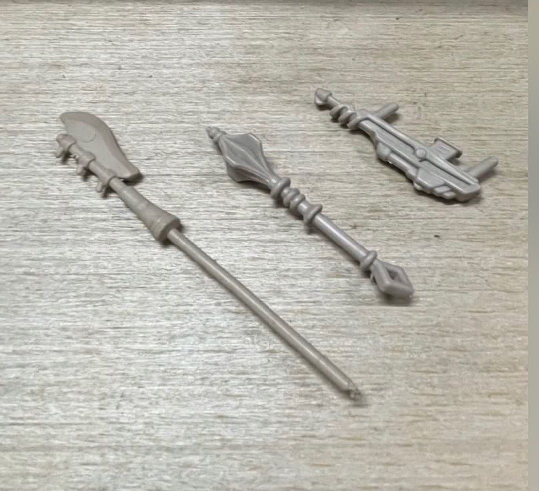 MOTU CASTLE GRAYSKULL WEAPONS ASSORTMENT (1982), Hobbies & Toys, Toys ...