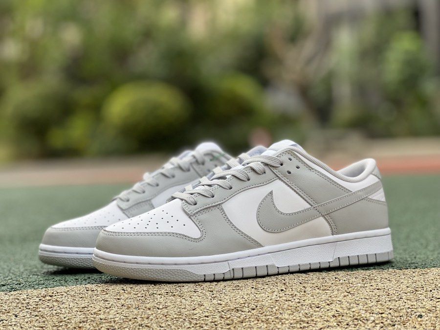 Nike Fog Grey Dunk Low, Men's Fashion, Footwear, Sneakers on Carousell