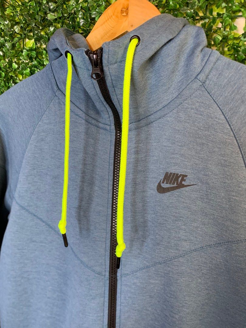 Nike tech fleece Jacket, Men's Fashion, Coats, Jackets and Outerwear on ...