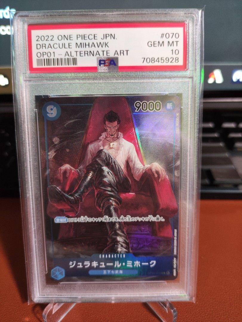 One Piece TCG Dracule Mihawk OP01-070 Alternate Art PSA 10, Hobbies ...