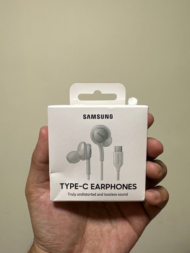 Original Samsung Earphones, Audio, Earphones on Carousell