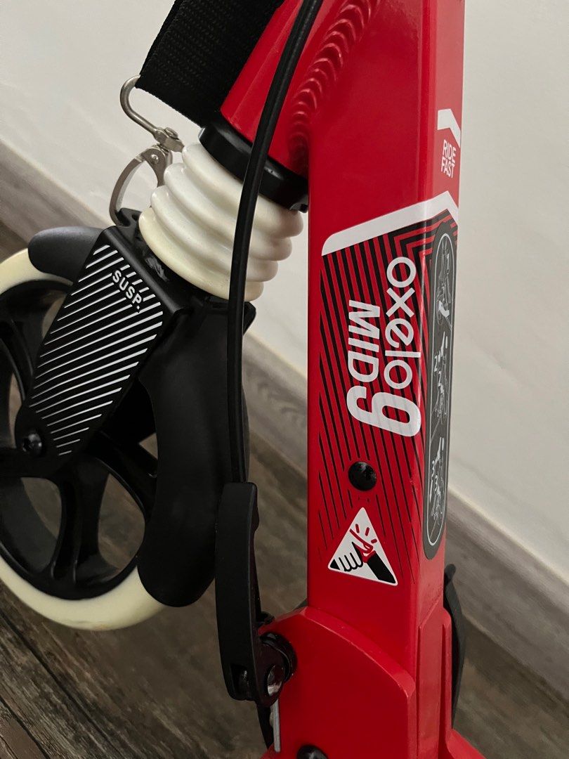 Oxelo Mid 9 Red Kickscooter, Sports Equipment, Sports & Games, Skates ...