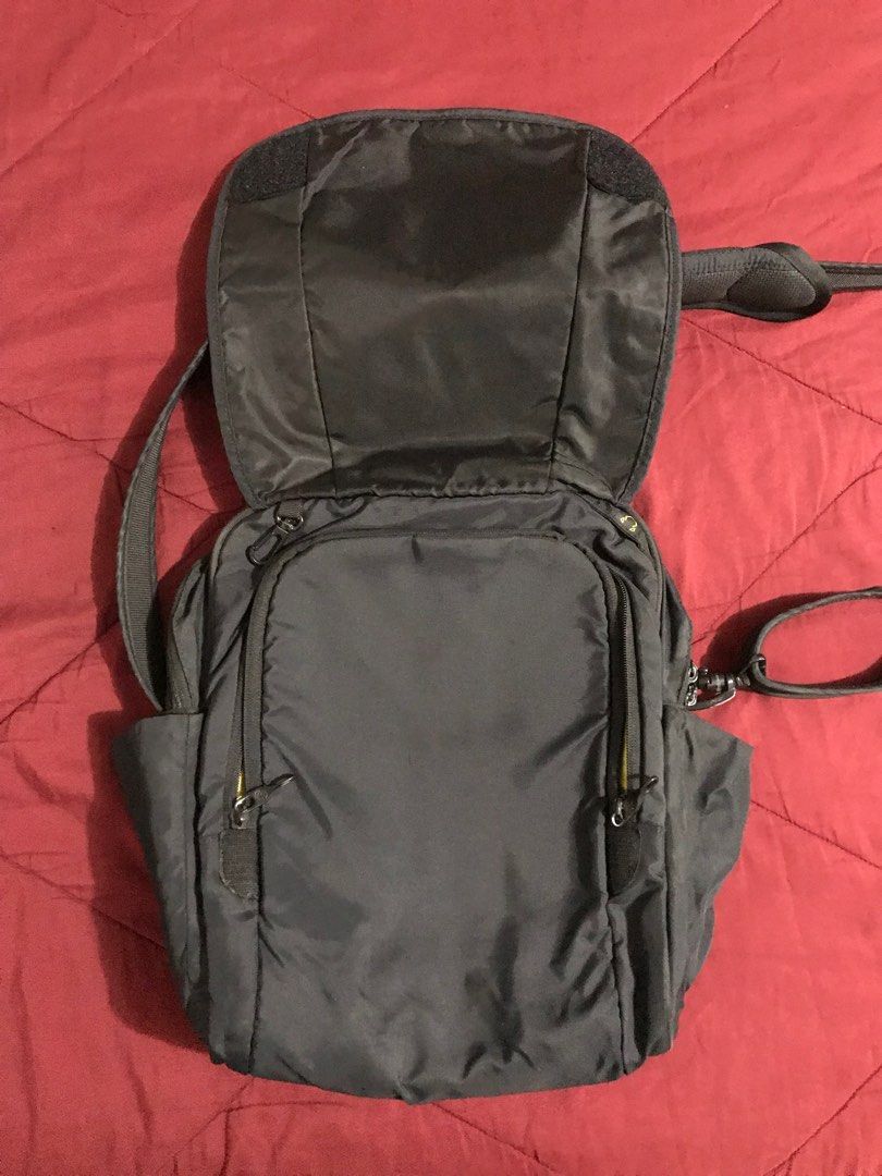 PacSafe: Metrosafe 300 GII Laptop Bag, Men's Fashion, Bags, Backpacks ...
