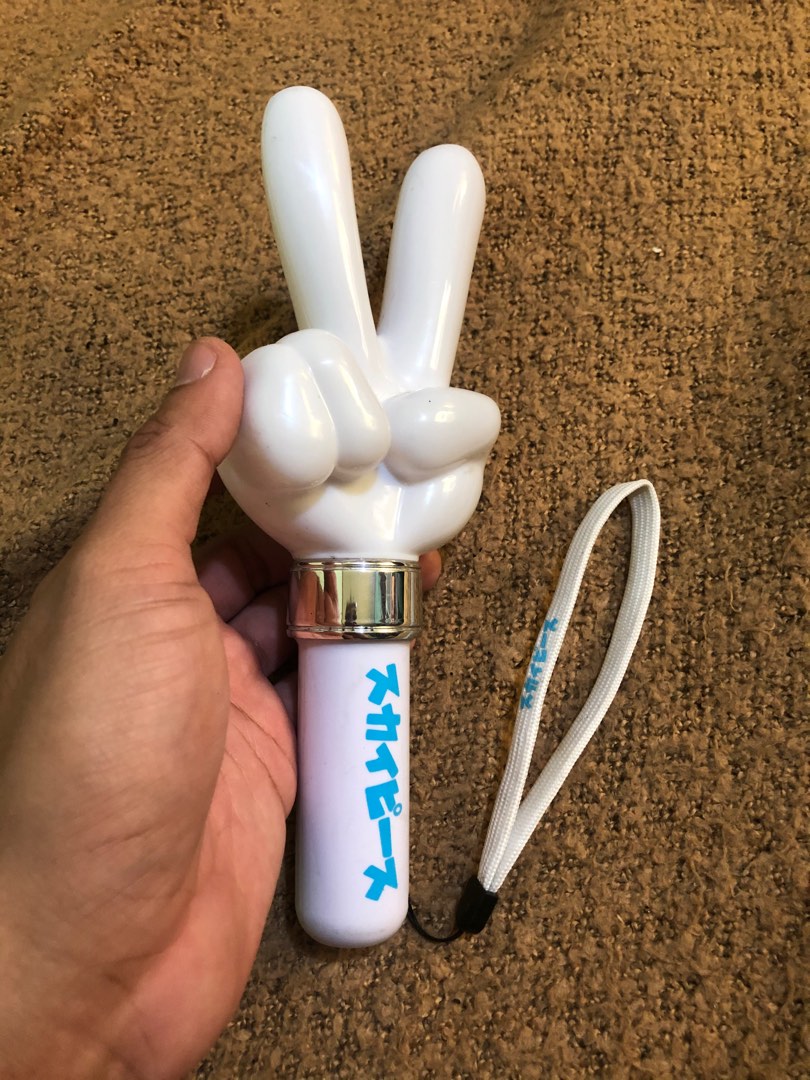 Peace sign light stick on Carousell