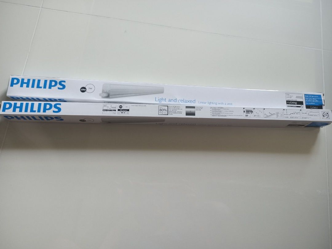 Philips T5 Led lighting x 2pcs, Furniture & Home Living, Lighting & Fans, Lighting on Carousell