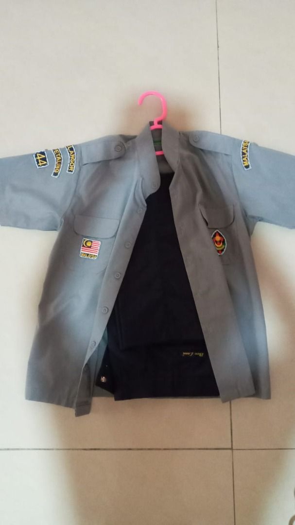 Polis Police Malaysia Secondary School Uniform Club Set, Men's Fashion ...