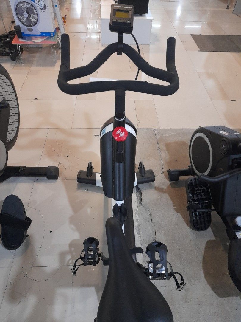 PRO FORM FITNESS INDOOR BIKE EXERCISE, Sports Equipment, Exercise ...