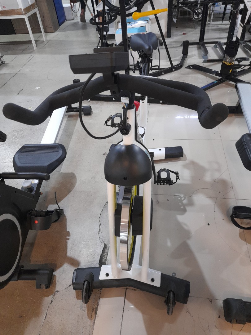 PRO FORM FITNESS INDOOR BIKE EXERCISE, Sports Equipment, Exercise ...