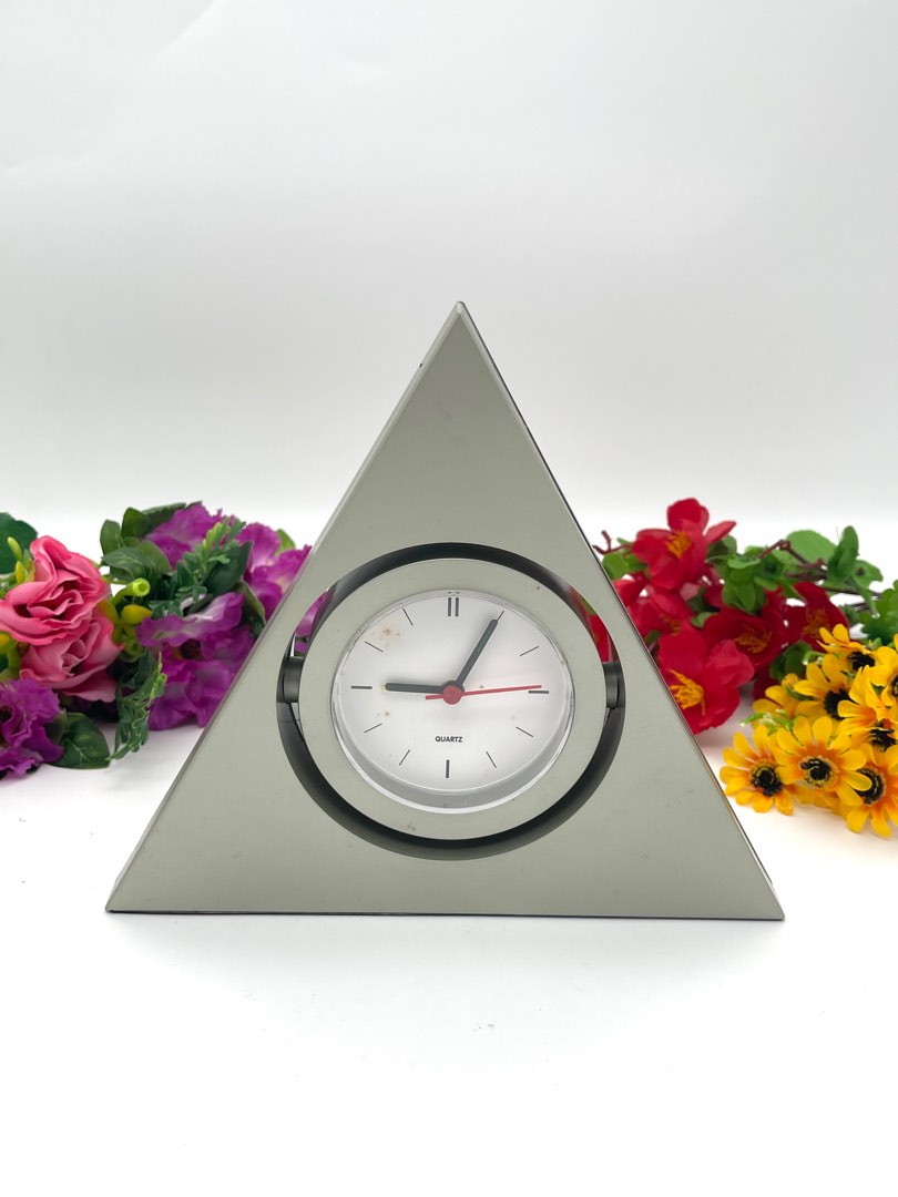 Pyramide Vintage retro futuristic tabletop clock, Furniture & Home ...