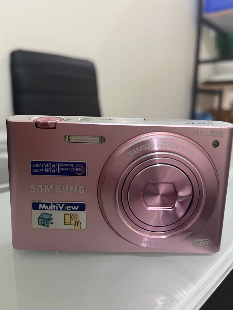 Samsung MV900F FULL HD Flip Digicam on Carousell