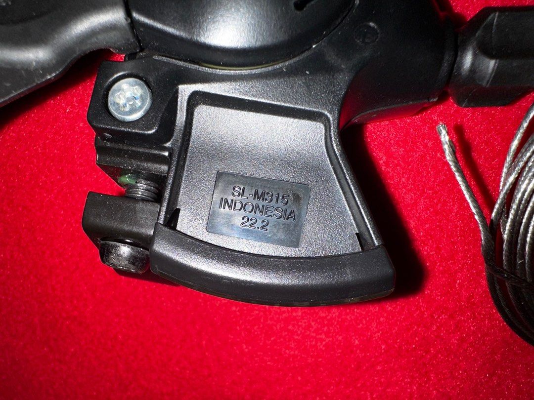 Shimano Altus 8 Speed Shifter and Derailleur. Works with Polygon, Giant ...