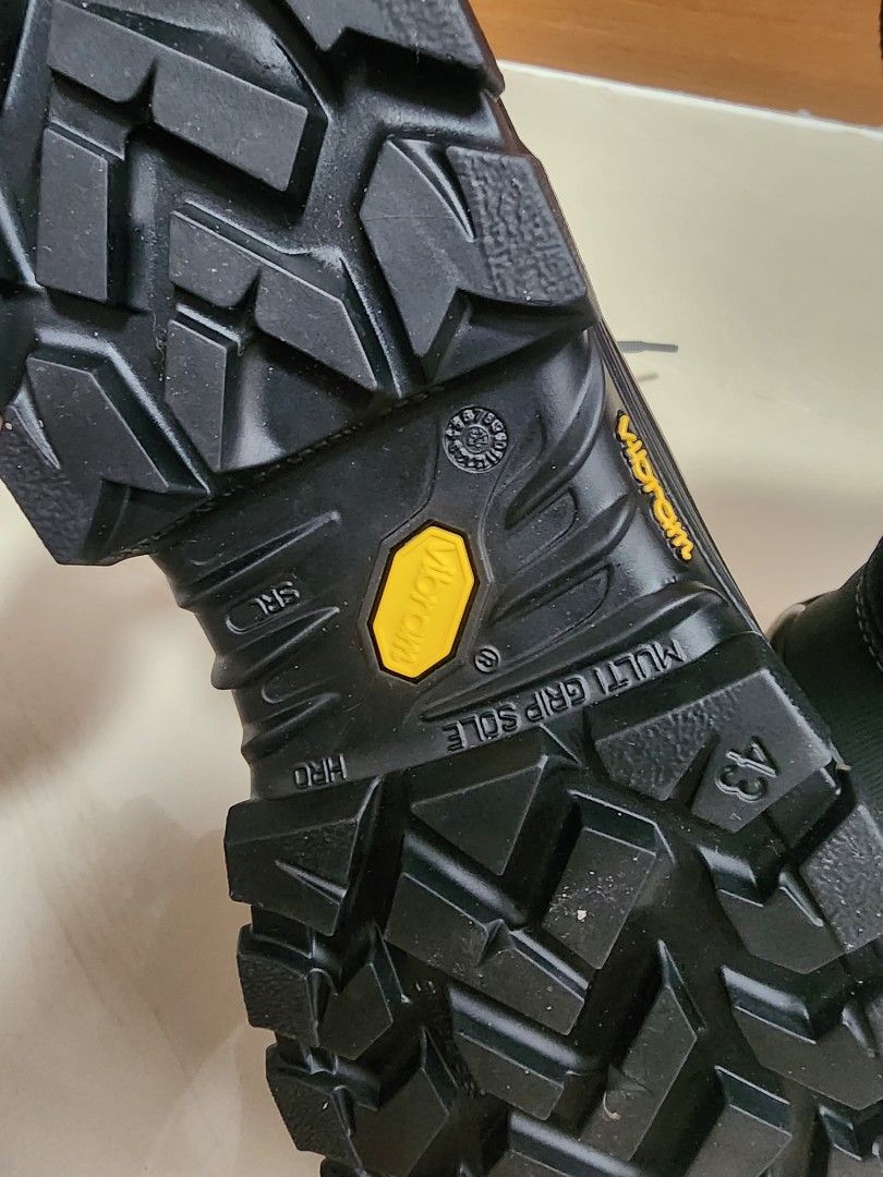 Sixton Avalon Polar S3 Safety Boots 88056-05, Women's Fashion, Footwear ...