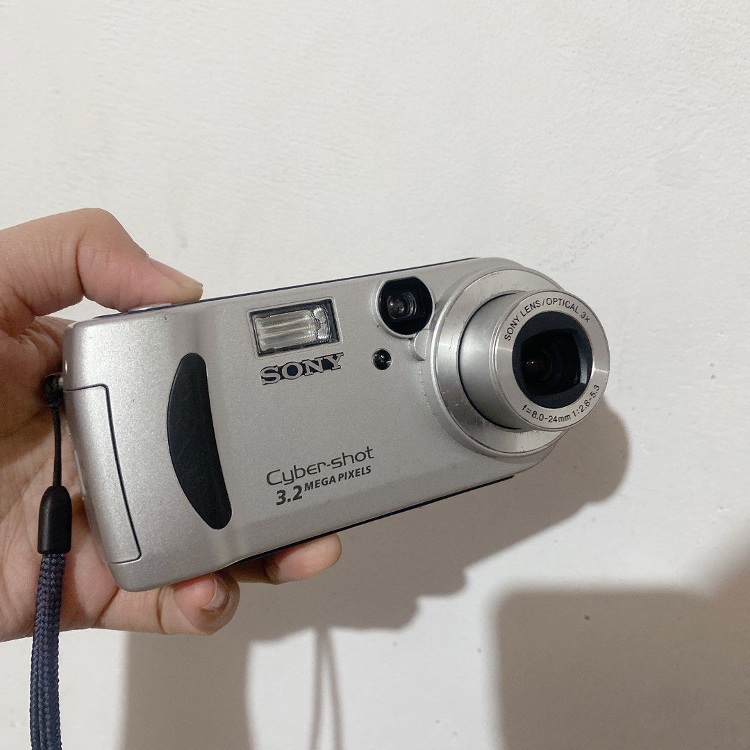 sony cybershot rare digicam, Photography, Cameras on Carousell