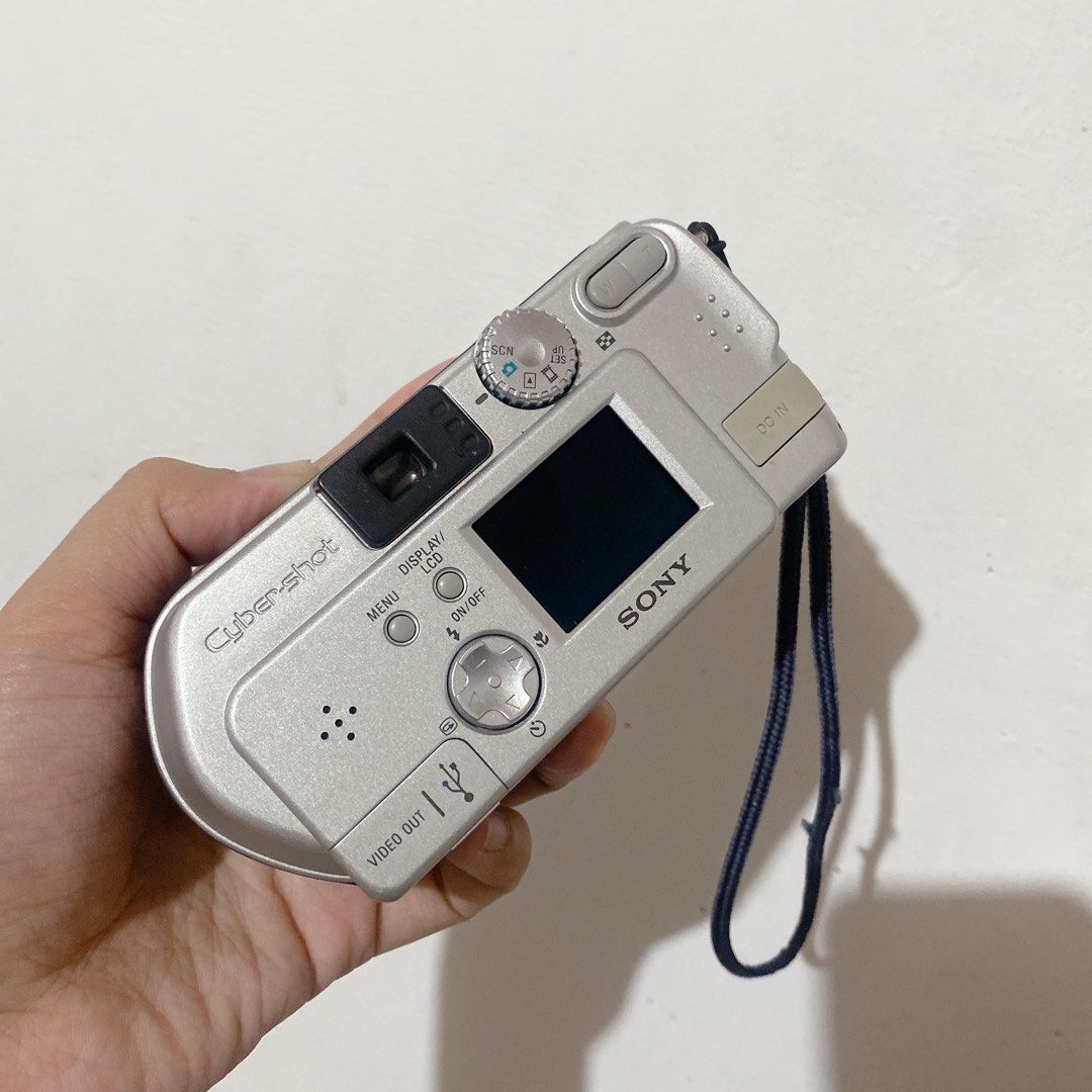 sony cybershot rare digicam, Photography, Cameras on Carousell