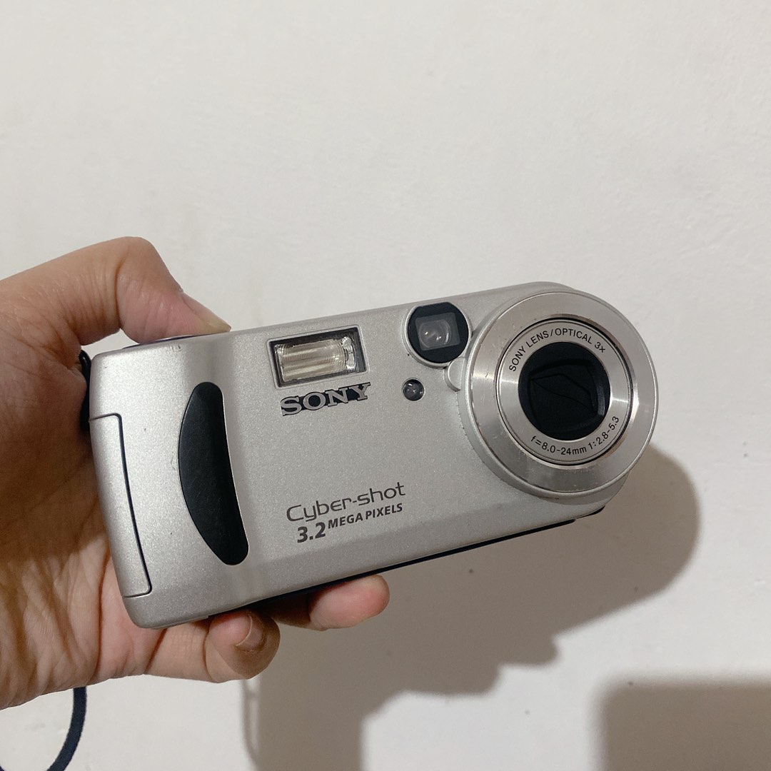 sony cybershot rare digicam, Photography, Cameras on Carousell