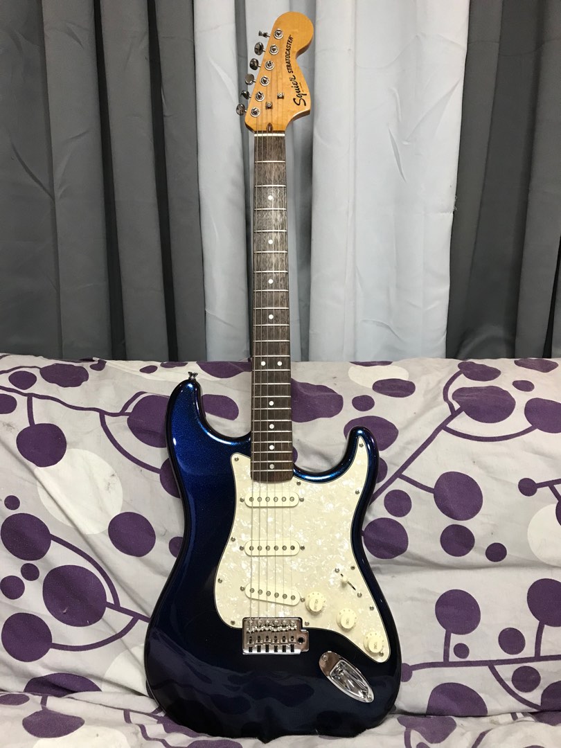 Squier Classic Vibe 70s Stratocaster, Hobbies & Toys, Music & Media ...