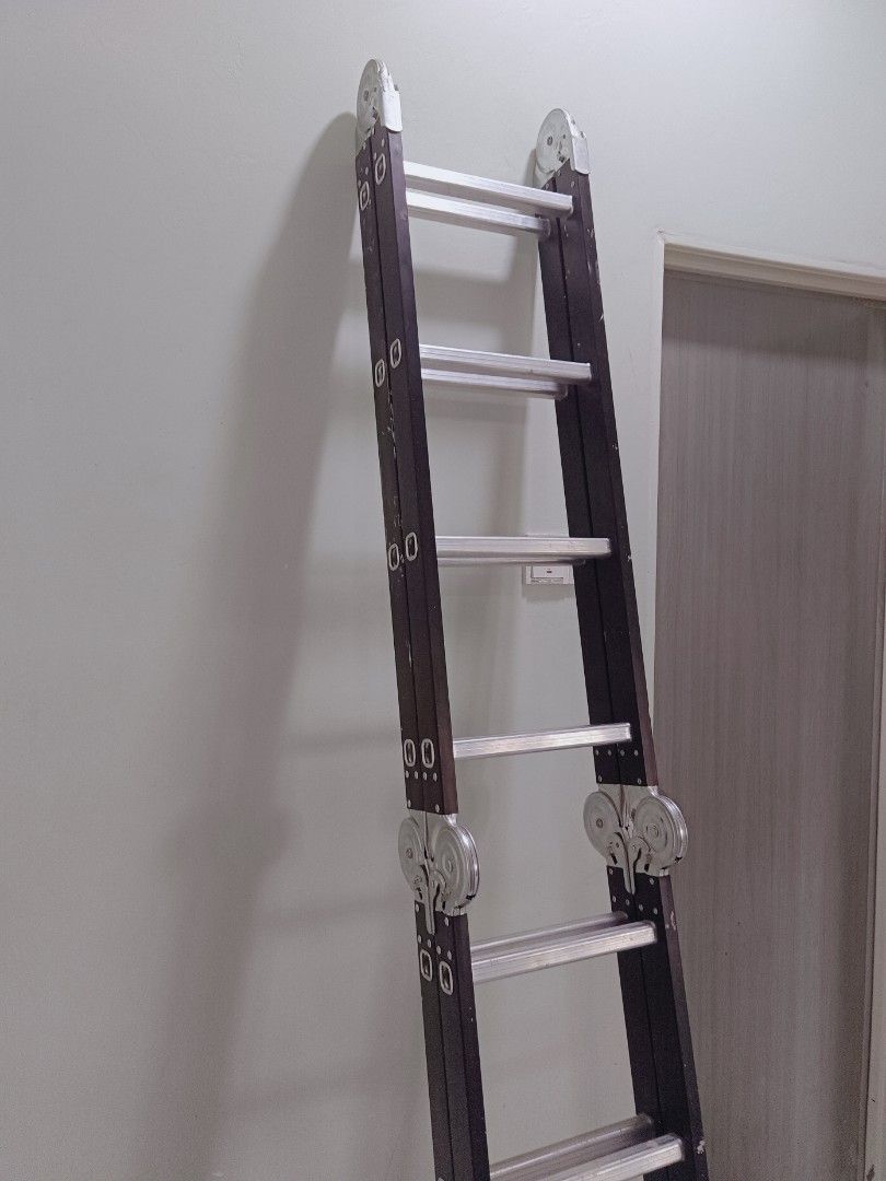 Tangga / Ladder 16step, Furniture & Home Living, Home Improvement ...
