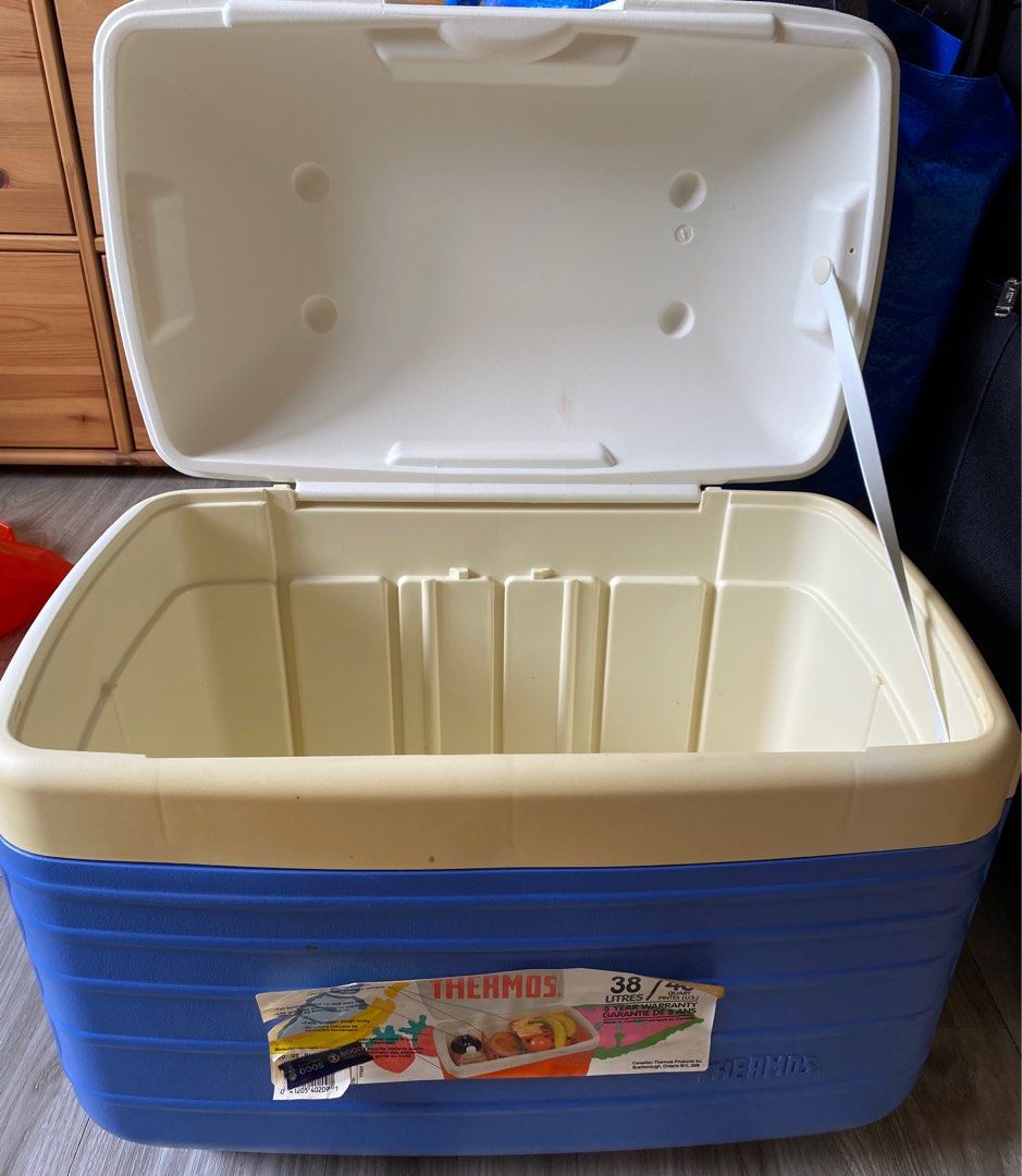 Thermos Cooler Box, Sports Equipment, Hiking & Camping on Carousell