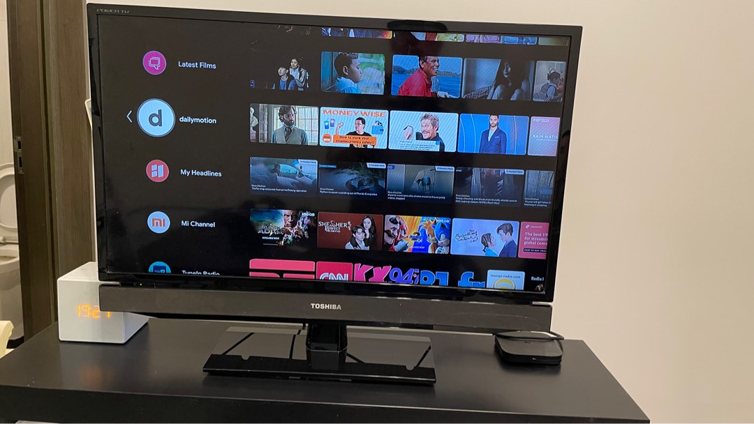 Toshiba 29 inch LED TV (Model 29PB200E), TV & Home Appliances, TV ...