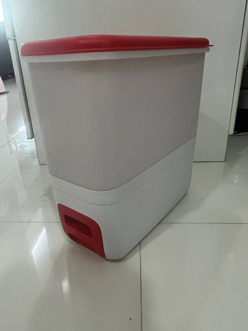 Tupperware Rice Dispener 10kg, Furniture & Home Living, Kitchenware ...