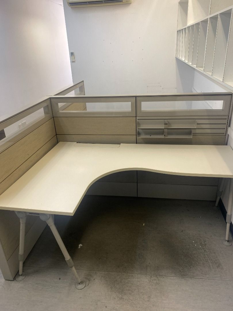 Office furniture/Used Executive Workstation,with high partion/Table ...
