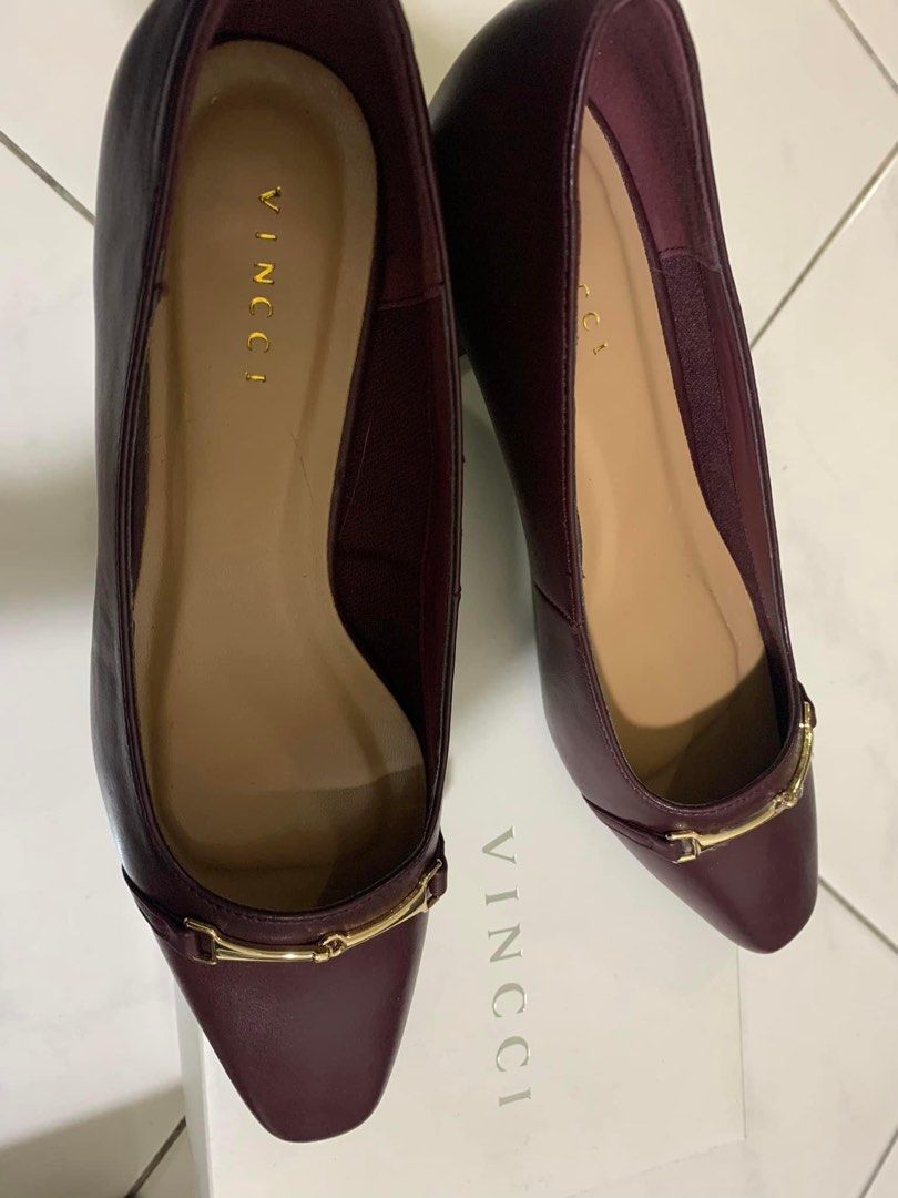 Vinci shoes, Women's Fashion, Footwear, Sandals on Carousell