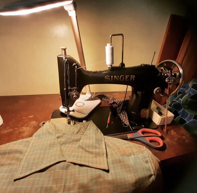 vintage WW2 sewing machine singer, TV & Home Appliances, Other Home ...