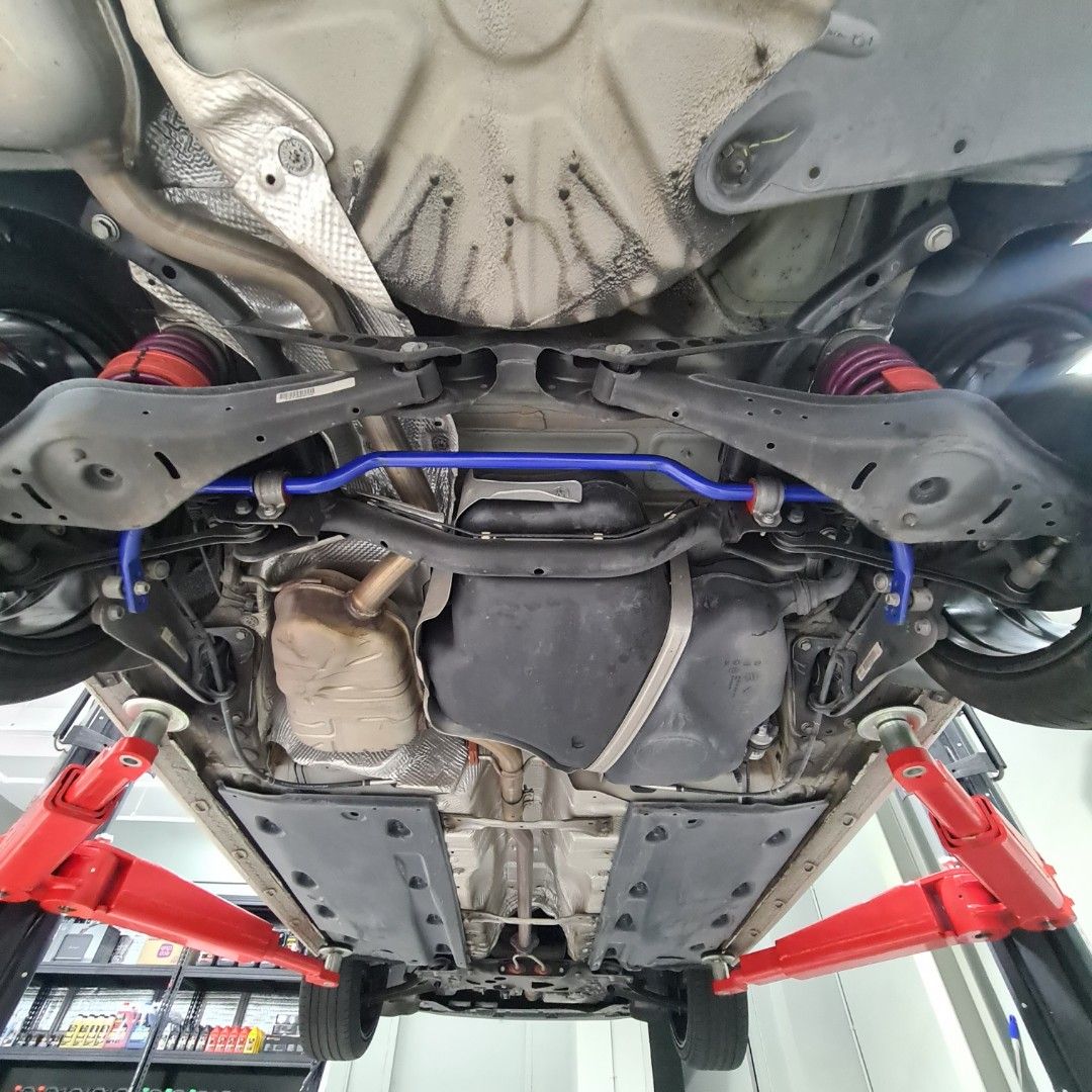 VWR RacingLine 3 point adjustable rear sway / roll bar, Car Accessories ...