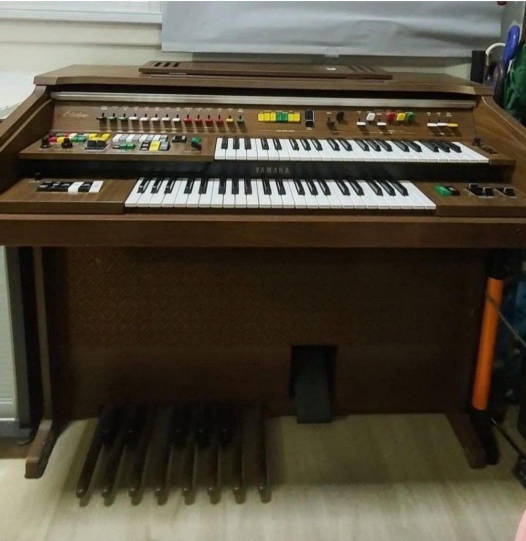 Yamaha double layer piano, Hobbies & Toys, Music & Media, Musical ...