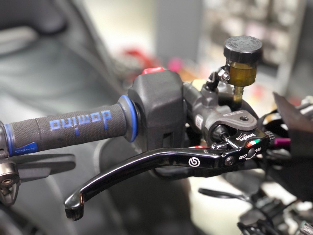 Yamaha Xmax 300 Brembo x HEL Full Package, Motorcycles, Motorcycle ...