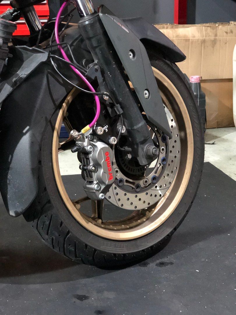 Yamaha Xmax 300 Brembo x HEL Full Package, Motorcycles, Motorcycle ...